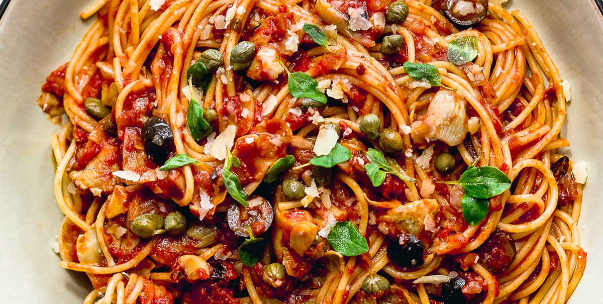 Pasta με ελιά κάπαρη και ντομάτα - efruit.gr